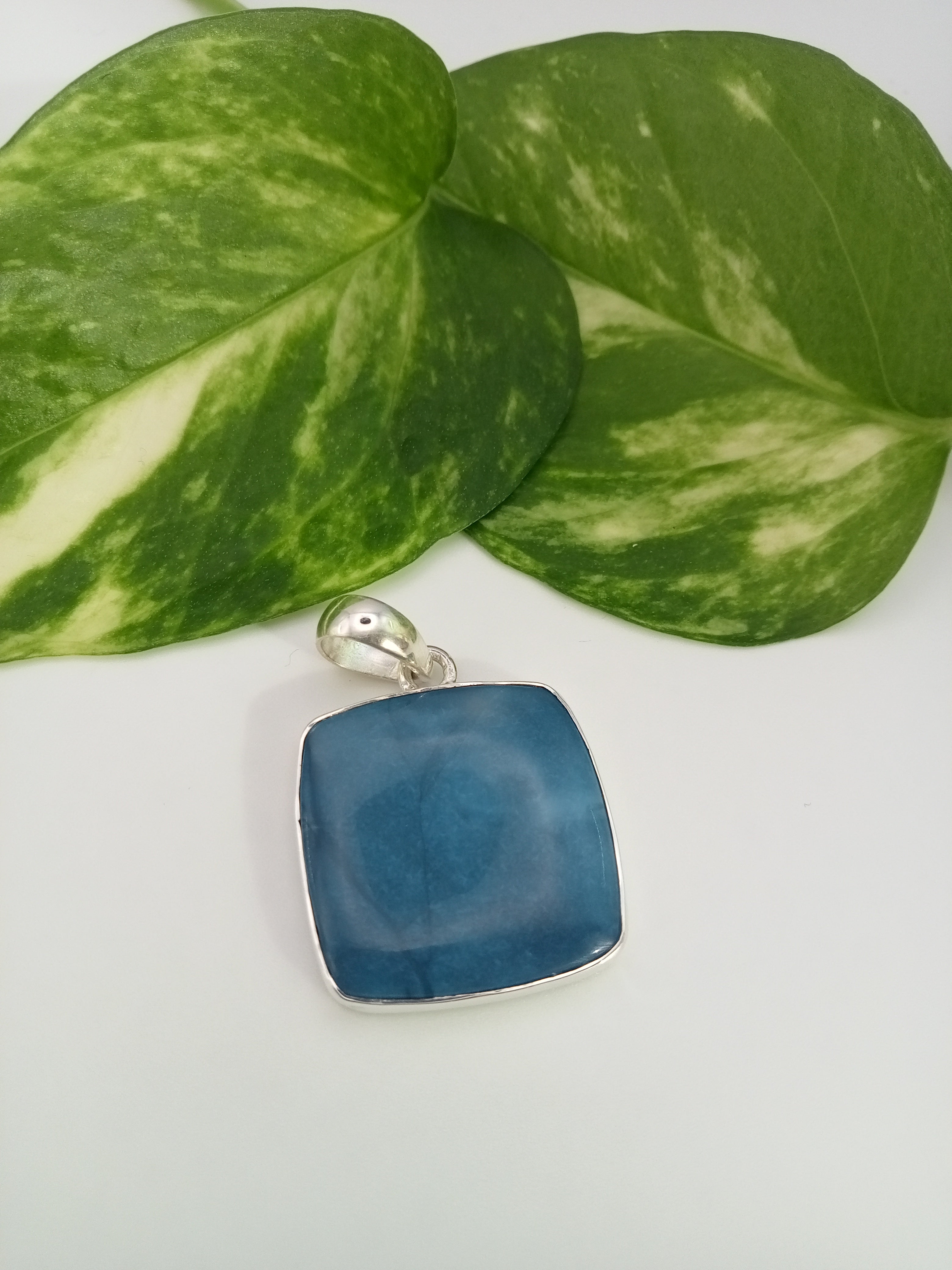 Square Canadian Blue Stone Pendant – Paragon Designs Covent Garden