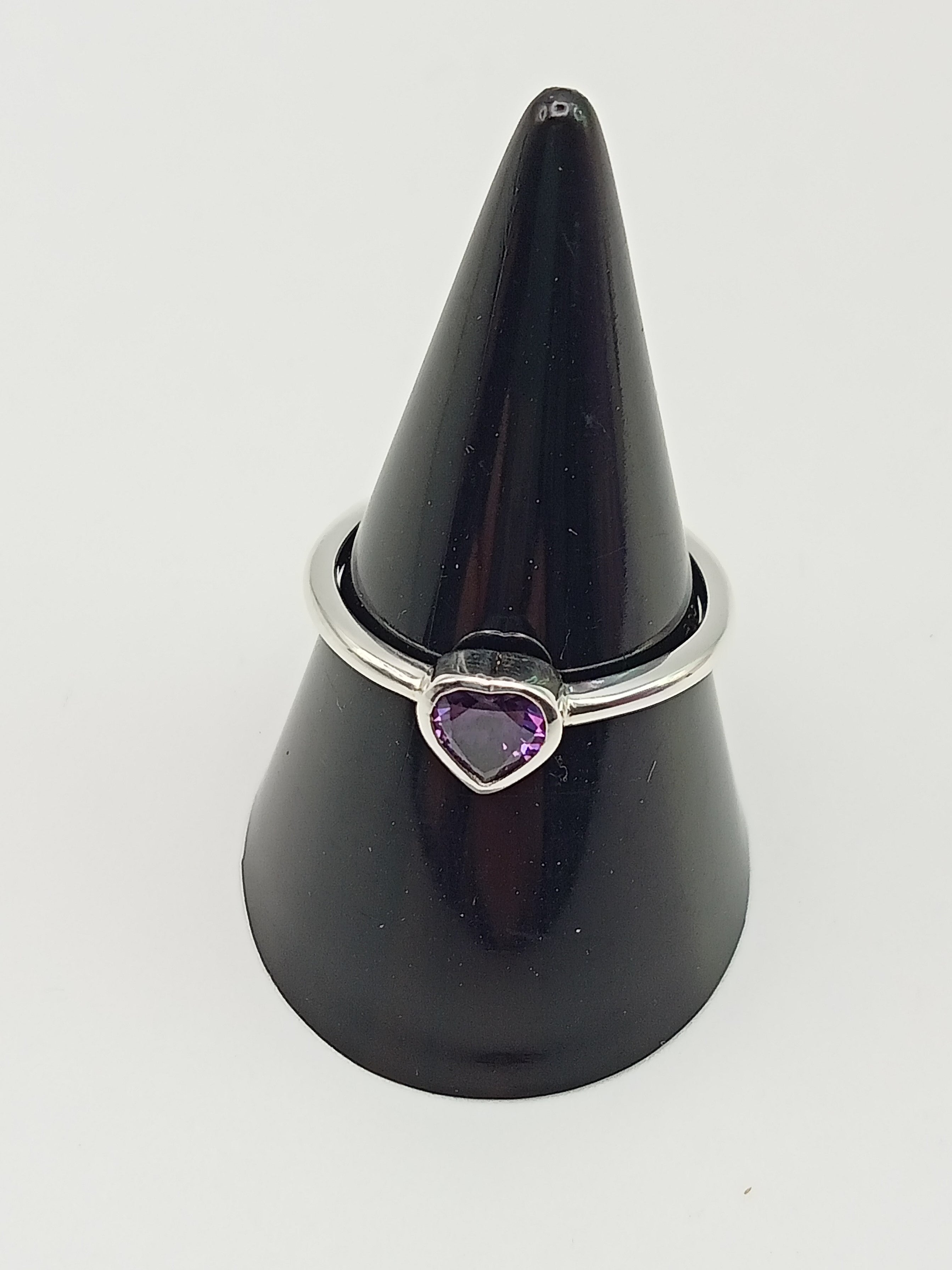 Amethyst Triangle Ring – Paragon Designs Covent Garden